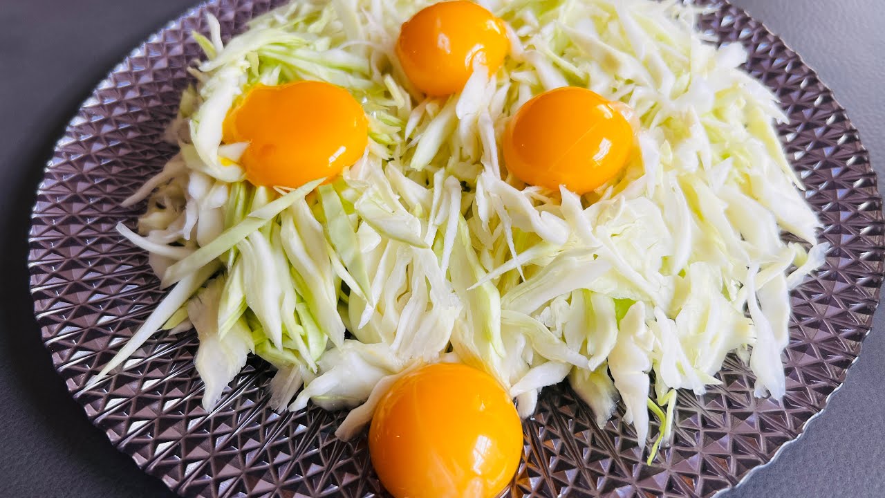 Cabbage with 4 Eggs tastes better than Meat! Easy,healthy dinner recipe ...